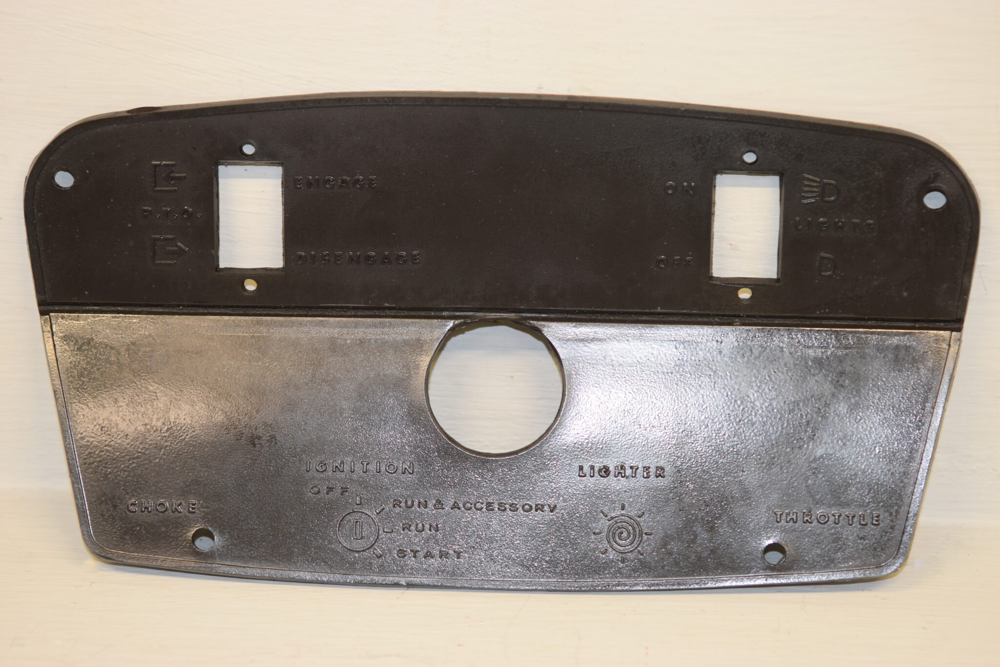 #8348 GT 14 Dash Panel Wheel Horse - Wheel Horse Parts and More